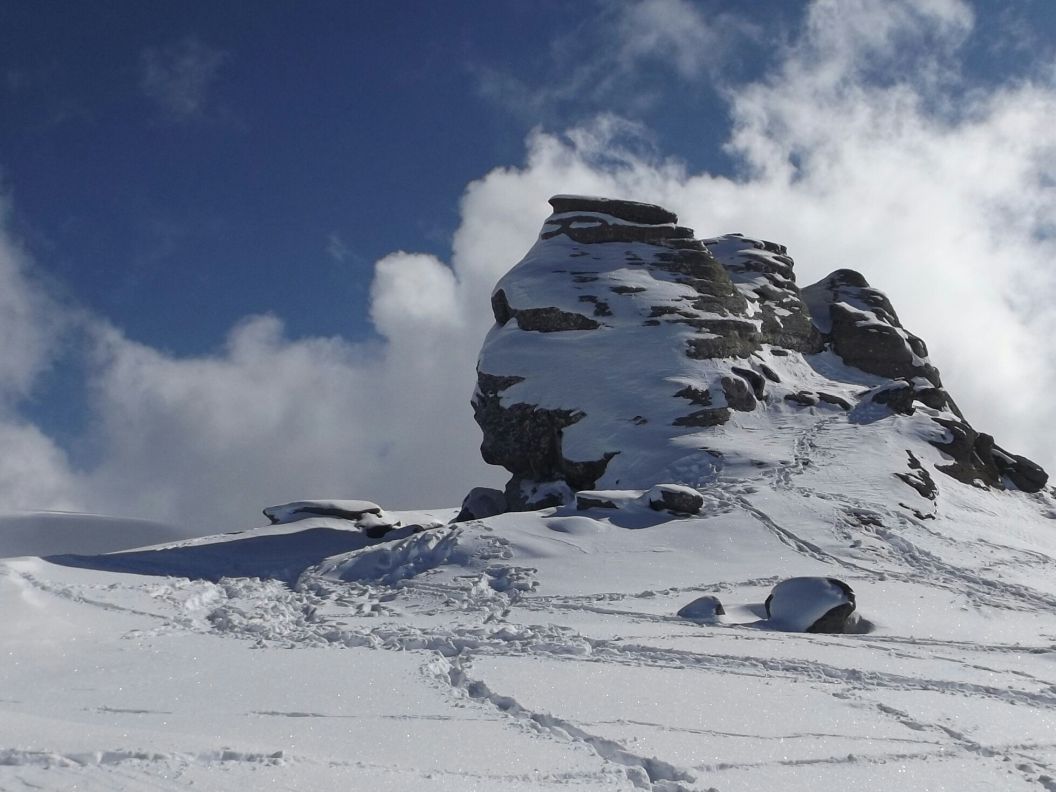 Revelion 2023 in Parcul Natural Bucegi Hotel Pestera**** Pico Mar Travel