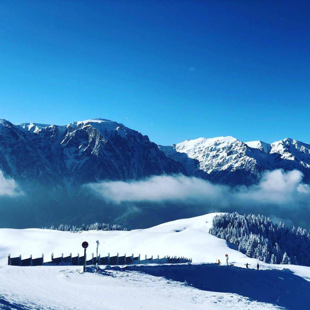 Sejur Ski Azuga Hotel Lux Garden Pico Mar Travel