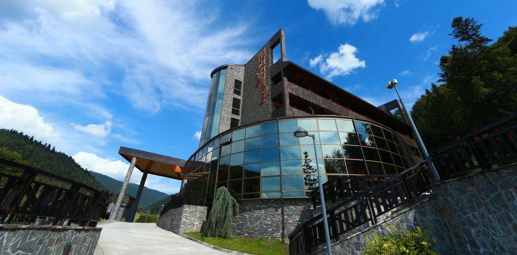 Revelion 2021 in Azuga Hotel Lux Garden***** Pico Mar Travel