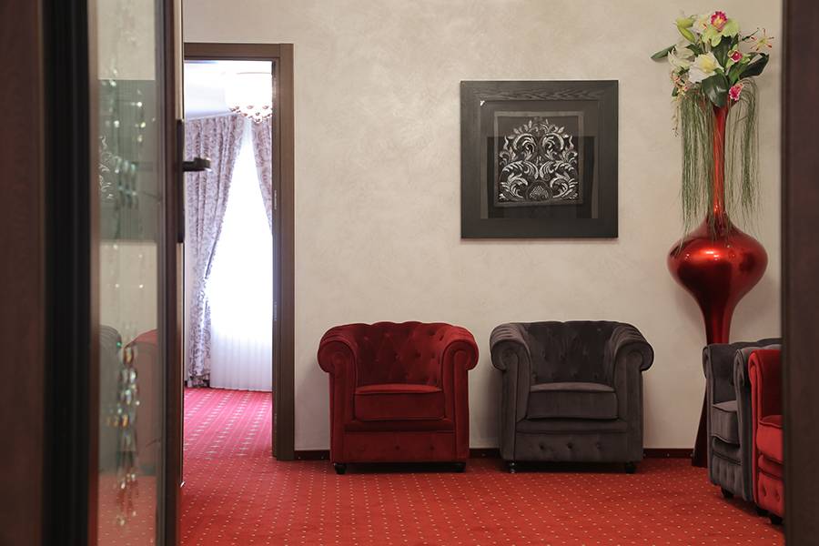 Sfantul Andrei si Ziua Nationala 2023 in Muntii Sureanu Pensiunea Perla ...