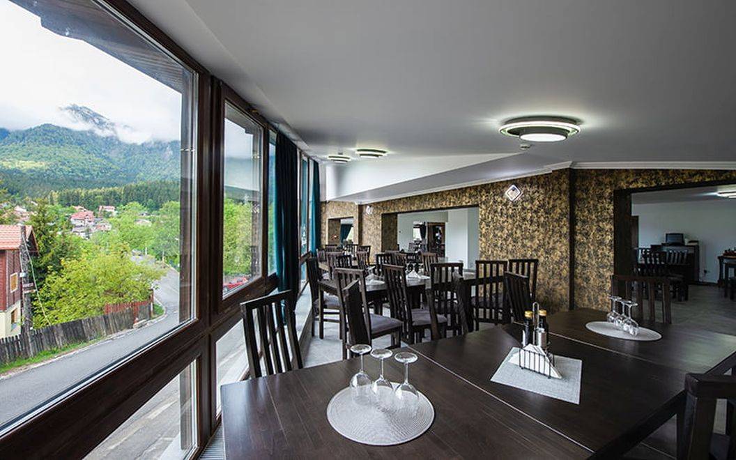 Sejur odihna 2024 Busteni Poiana Tapului Hotel Margaritar Pico Mar Travel