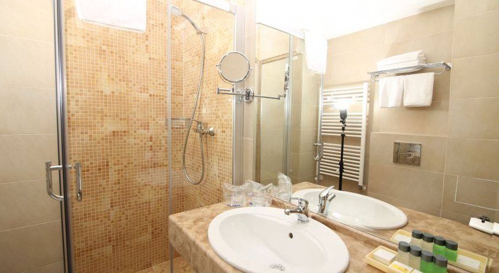 Revelion 2022 la munte Predeal Hotel Carmen**** Pico Mar Travel