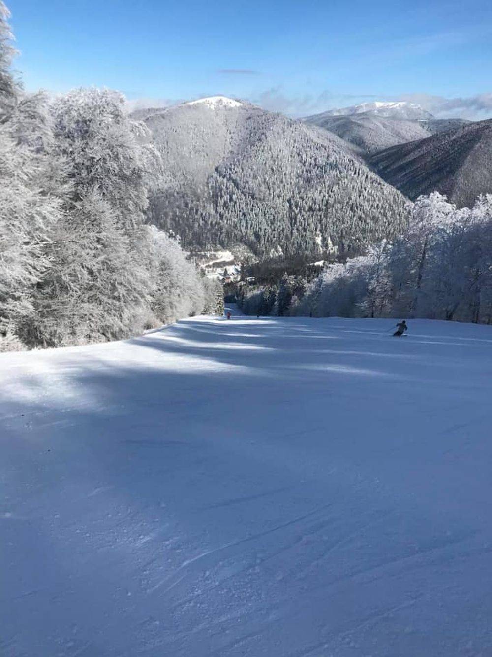 Revelion 2023 la Schi in Azuga Hotel Azuga Ski & Bike Resort*** Pico ...