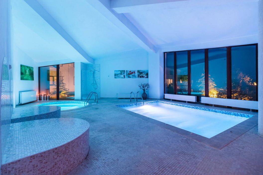 Revelion Magic 2023 in Vulcan Brasov Hotel Wolkendorf Bio & SPA ...