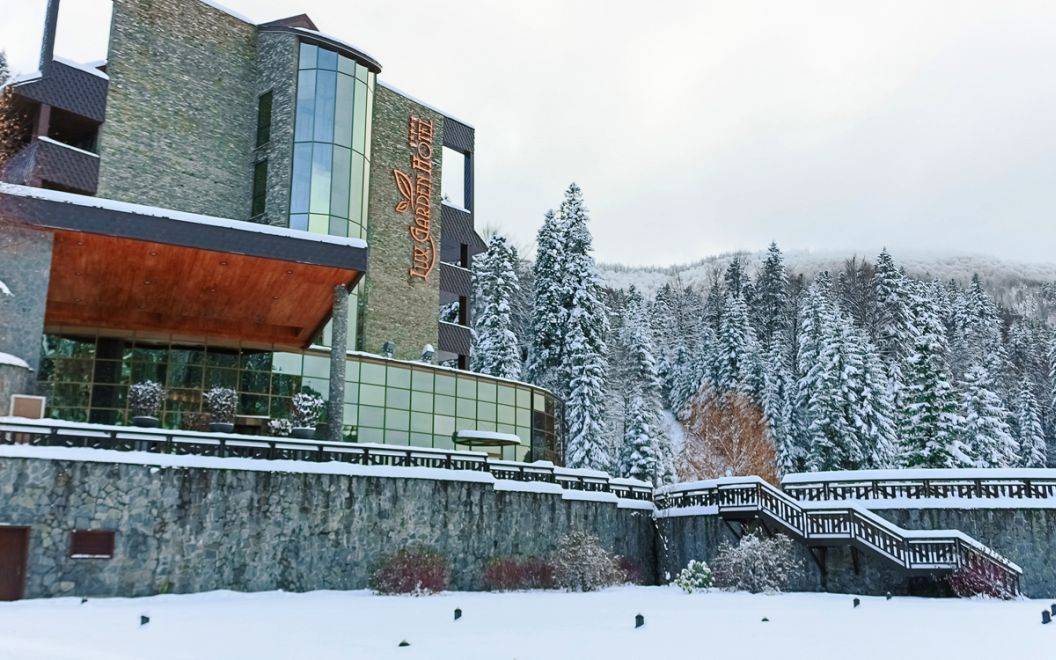 Revelion 2021 in Azuga Hotel Lux Garden***** Pico Mar Travel