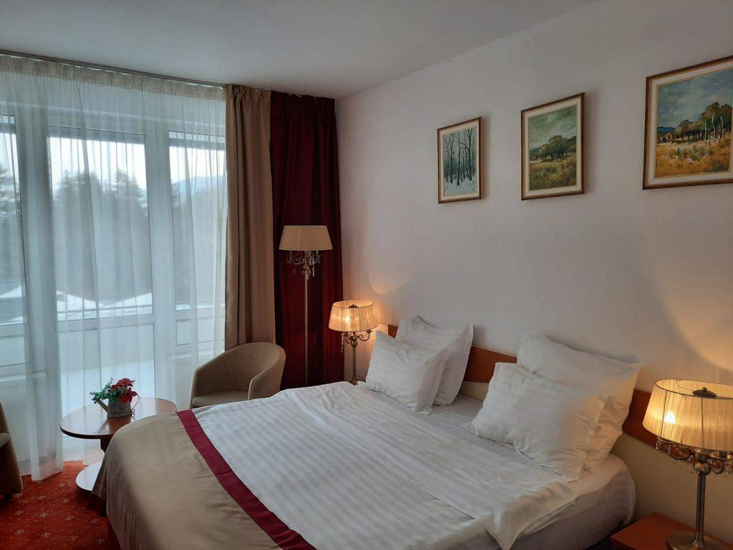 Revelion 2023 in Predeal Hotel Atrium Panoramic SPA**** Pico Mar Travel