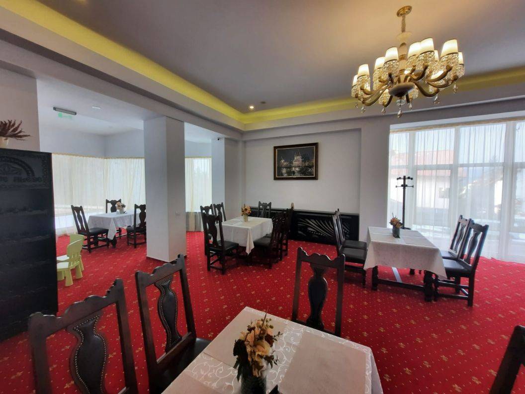 Sarbatori de Pasti 2022 in Predeal Hotel Atrium Panoramic SPA**** Pico ...