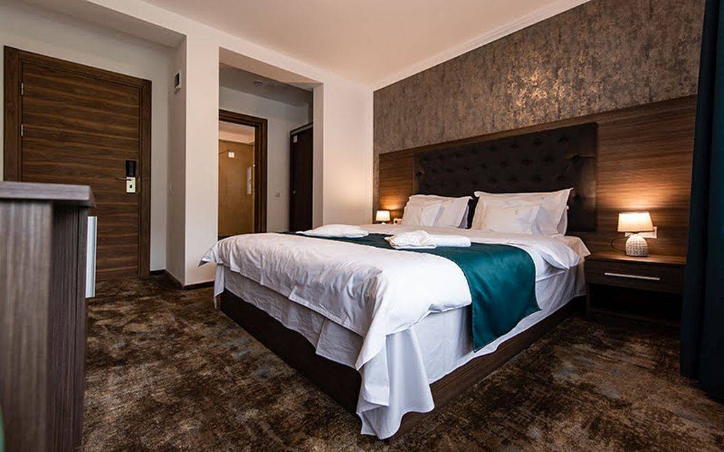 Sejur odihna 2024 Busteni Poiana Tapului Hotel Margaritar Pico Mar Travel