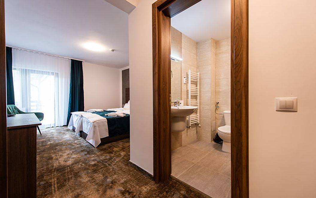 Sejur odihna 2024 Busteni Poiana Tapului Hotel Margaritar Pico Mar Travel