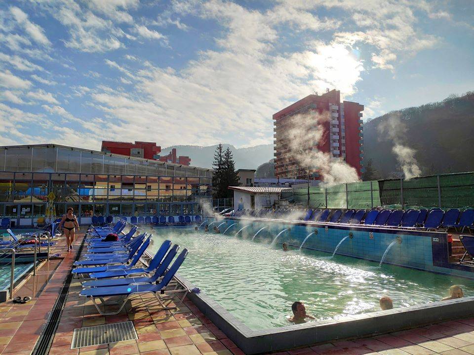 Revelion 2025 Caciulata Complex Balnear Cozia Pico Mar Travel